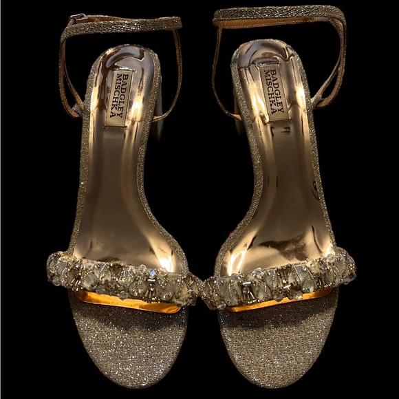 Badgley Mischka | Shoes | Tanessa Block Low Heel Sandal 95 Champagne ...